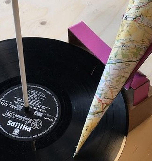Build your own Vinyl Record Player from Scratch (for Families) | What's ...